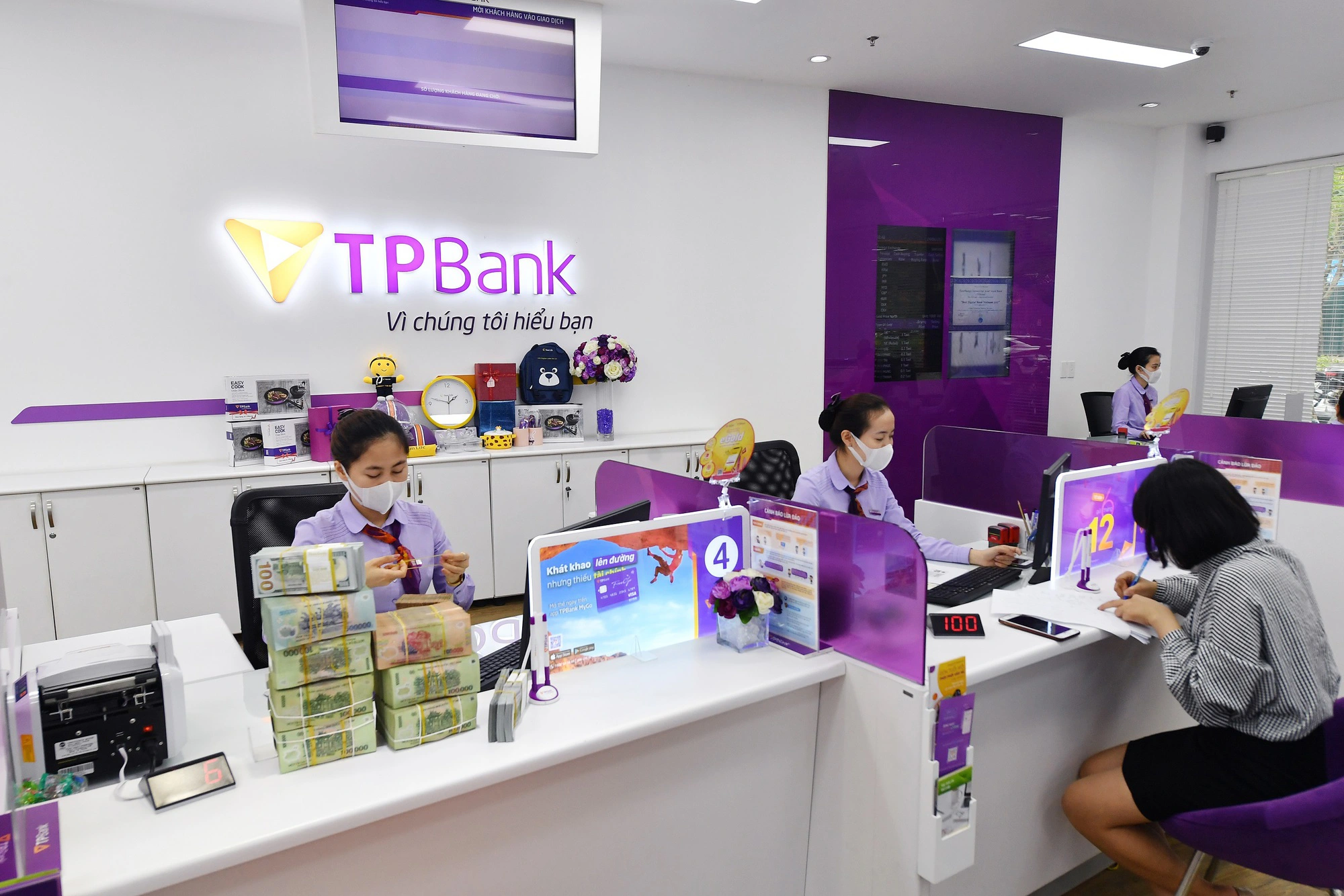 Cần làm gì để đăng ký tài khoản e-banking TP Bank? | OneHousing