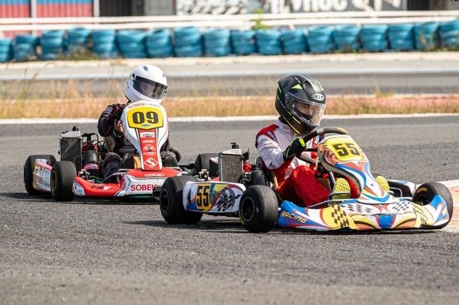 Cập nhật giá vé, giờ mở cửa mới nhất của đường đua Go Kart VS Racing ...