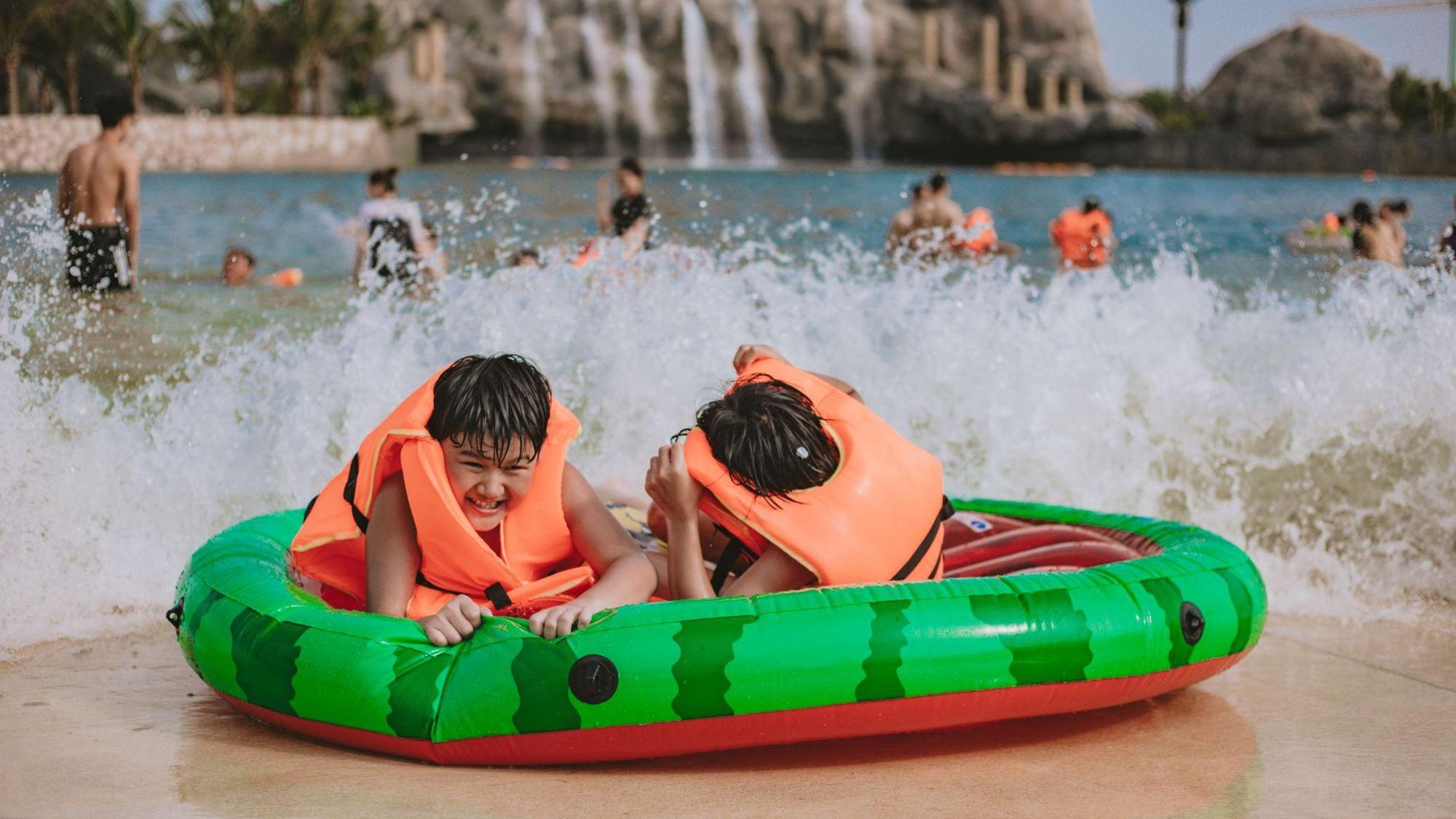 Vui hết nấc tại khu vui chơi Vinhomes Ocean Park 2